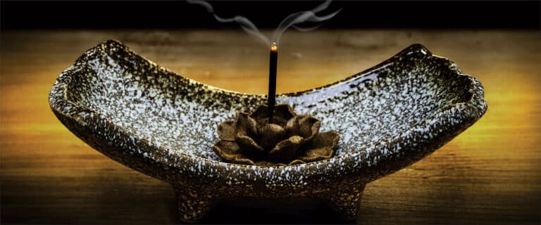 The Complete Guide to Incense and its Spiritual Benefits